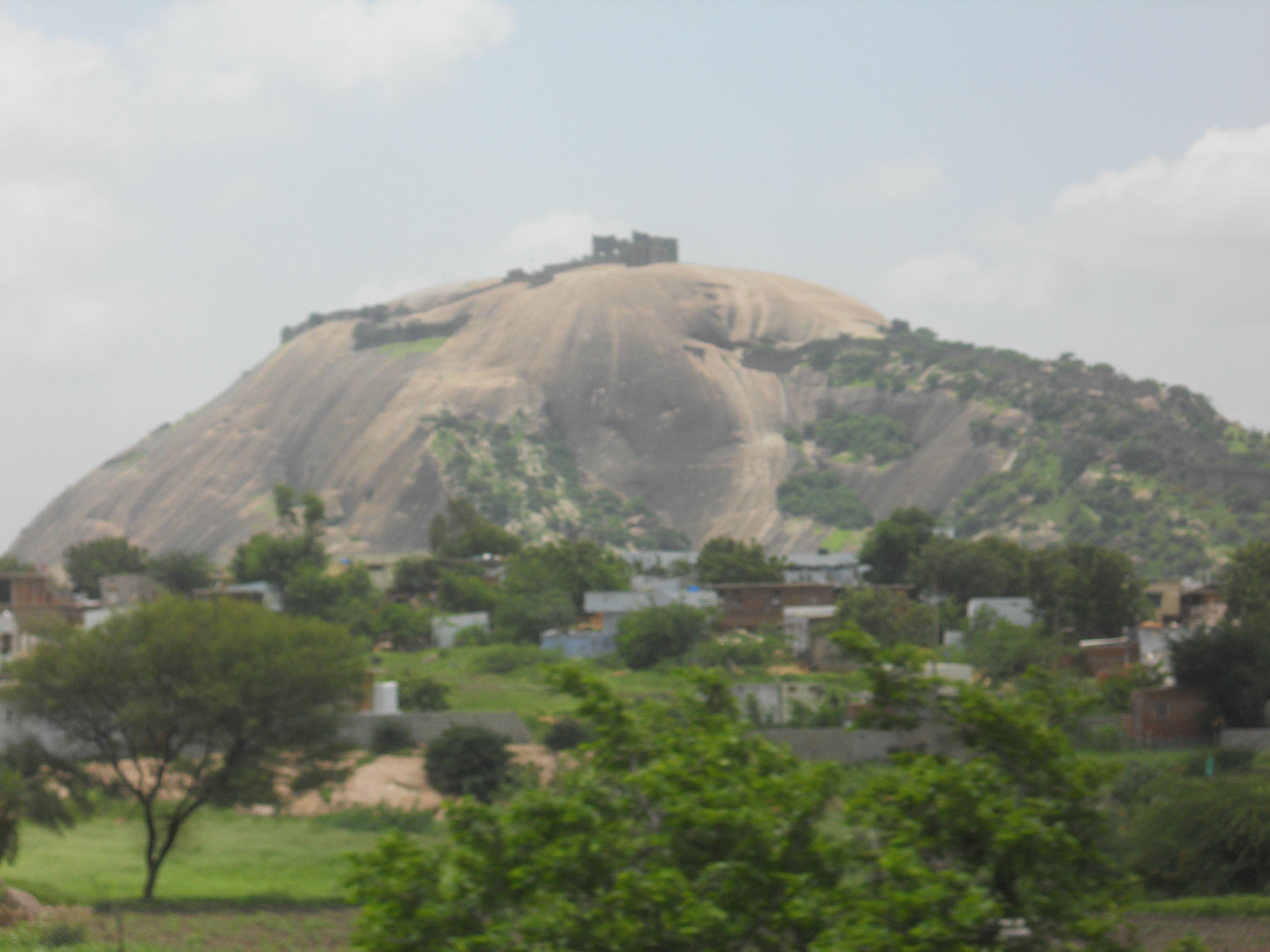 Bhongir Fort Bhongir, India - Location, Facts, History and all about ...