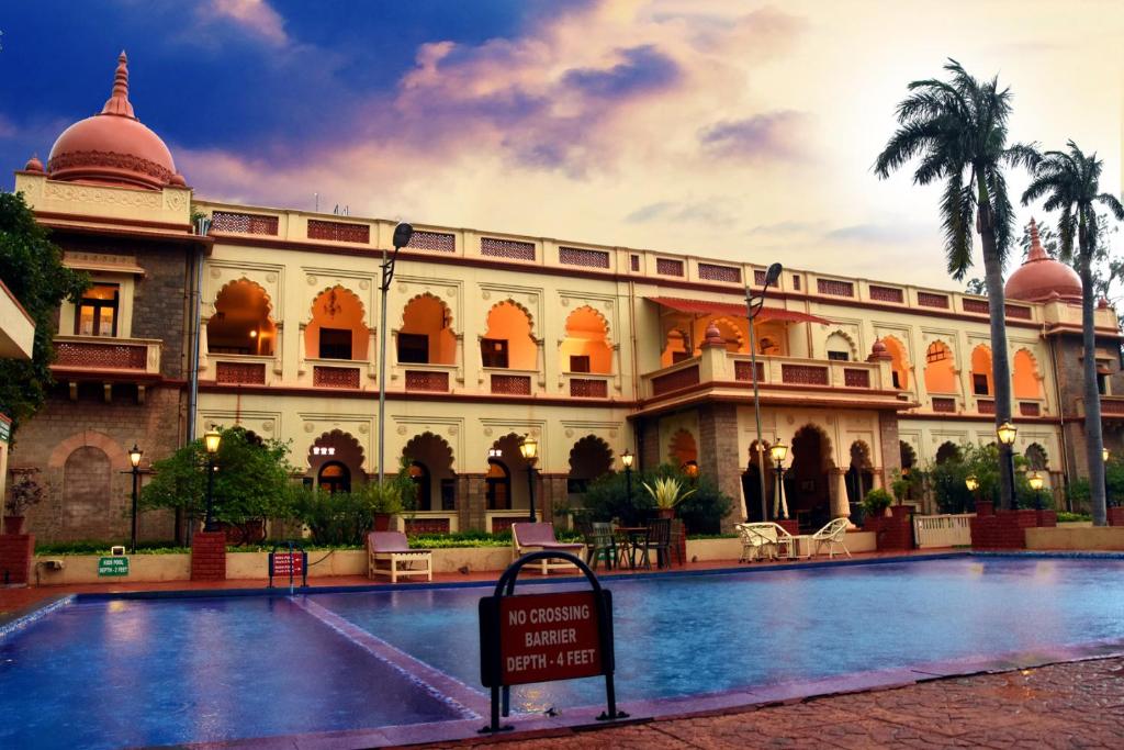 Sandur Palace Sandur, India - Location, Facts, History and all about ...